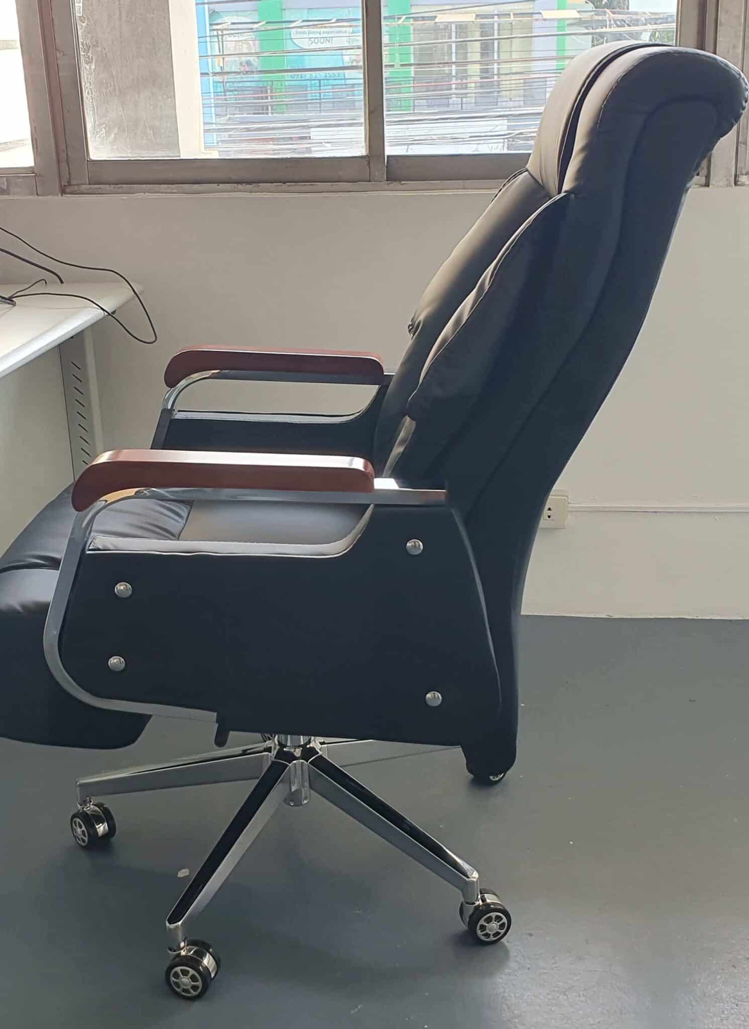 3 Features of an Office Chair for Long Sitting - Workzone Furnishop